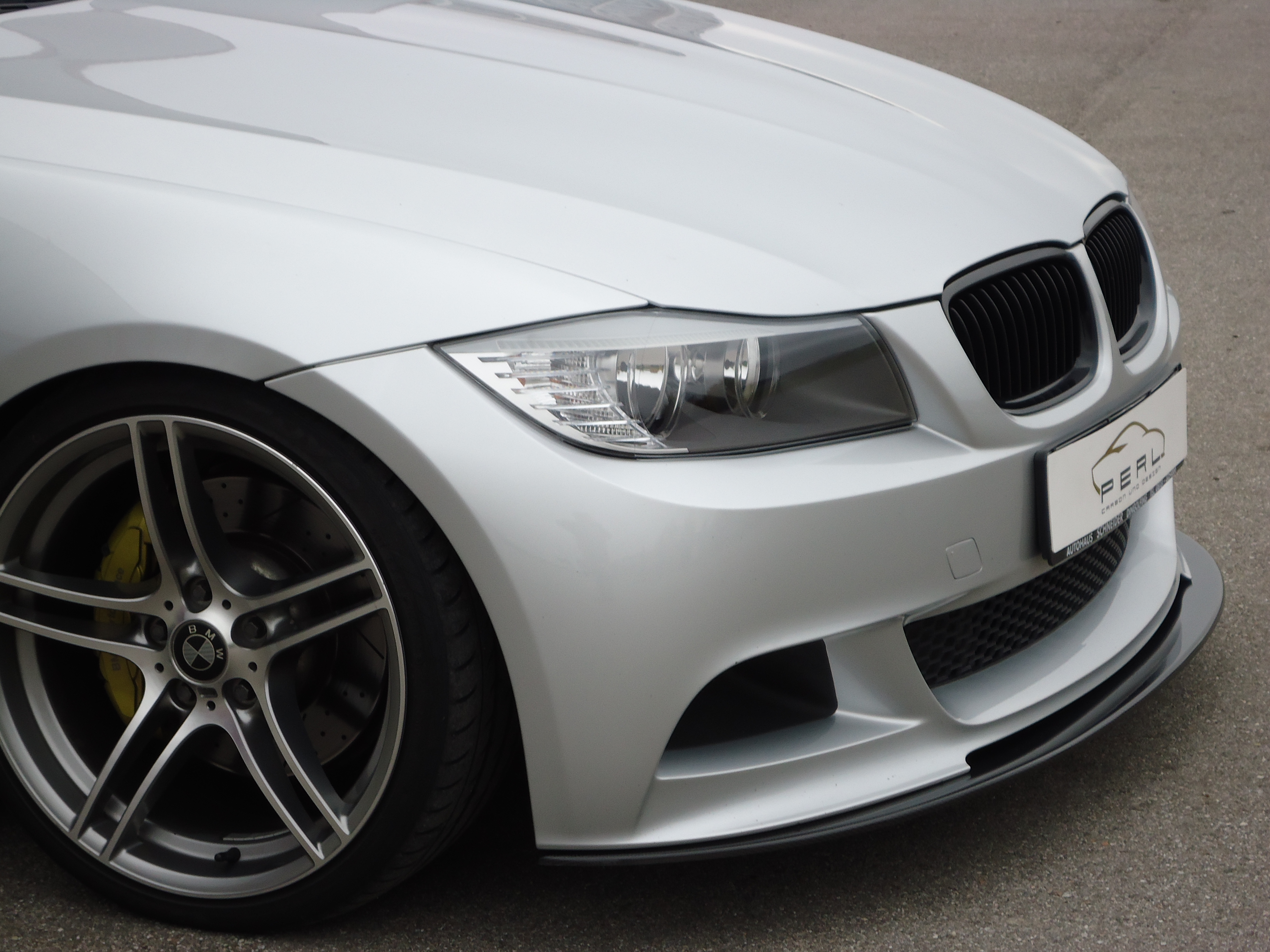 Carbonschwert BMW E90/91 | Perl Carbon • Qualität durch Erfahrung